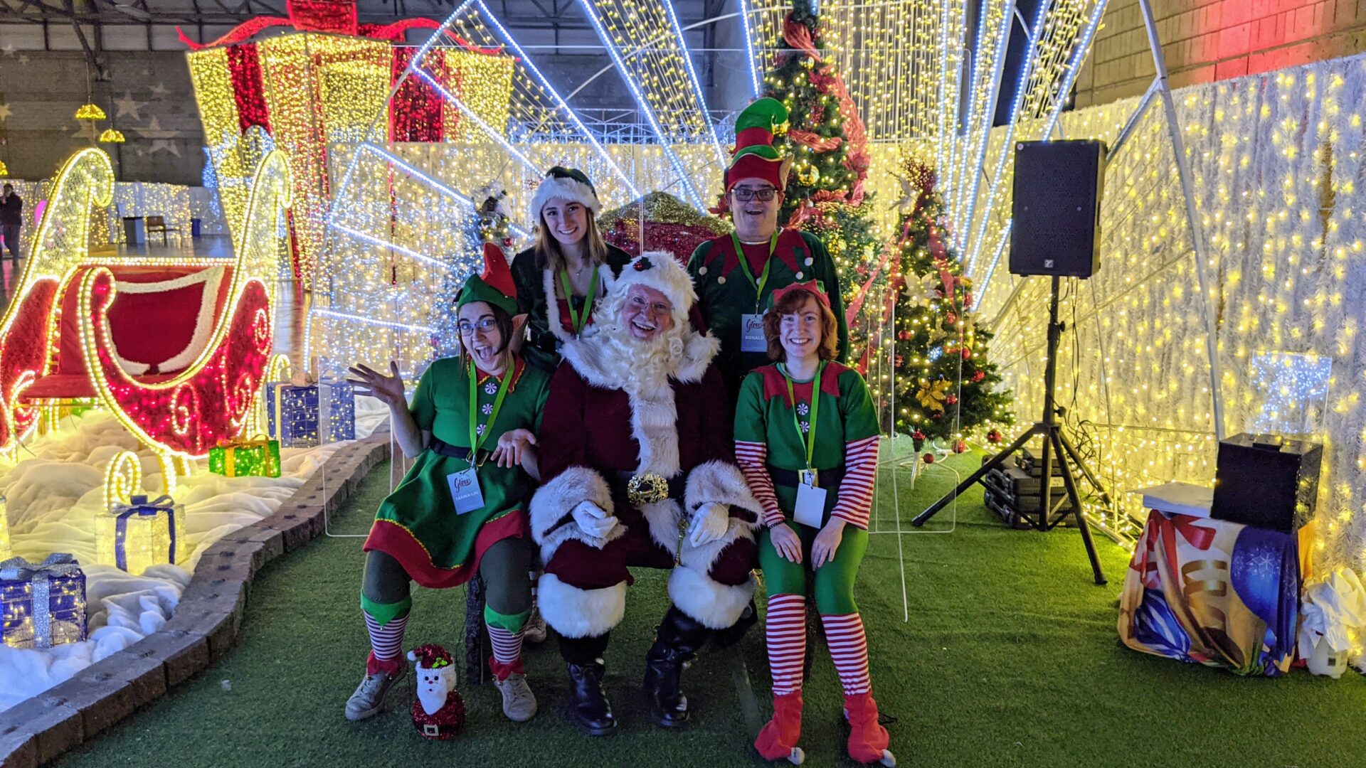 2021, A Traditional Christmas Season - Santa Edmonton