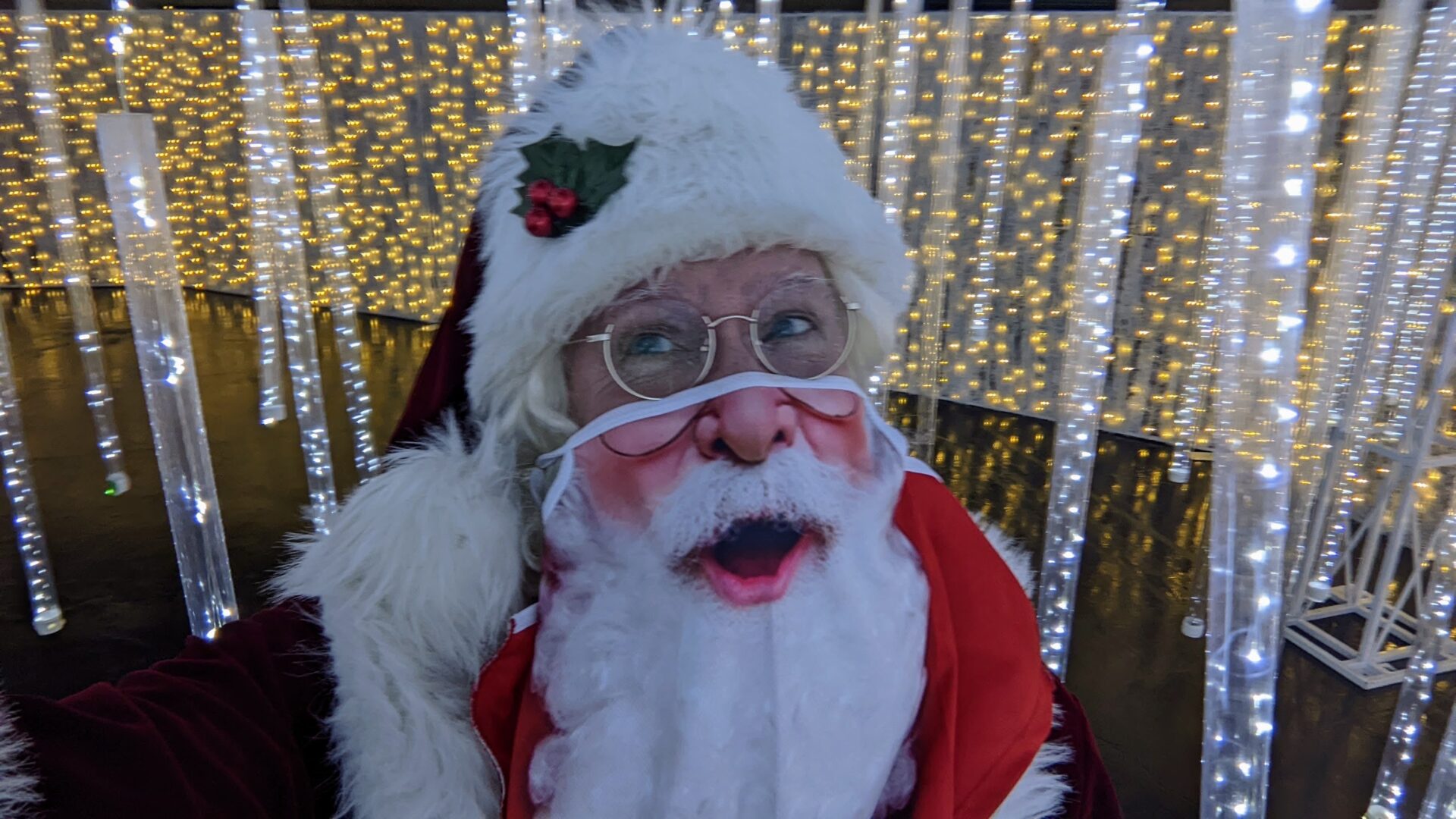 2021, A Traditional Christmas Season – Santa Edmonton